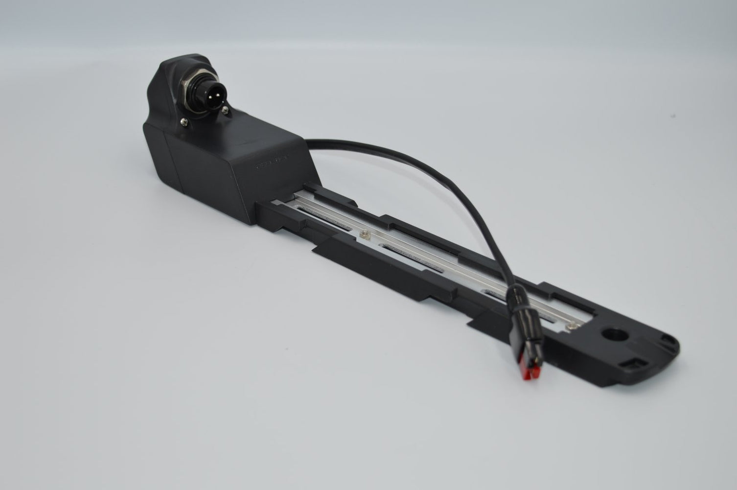 Tiger Shark Battery Case Bracket and Keys — Cap Rouge Wholesale
